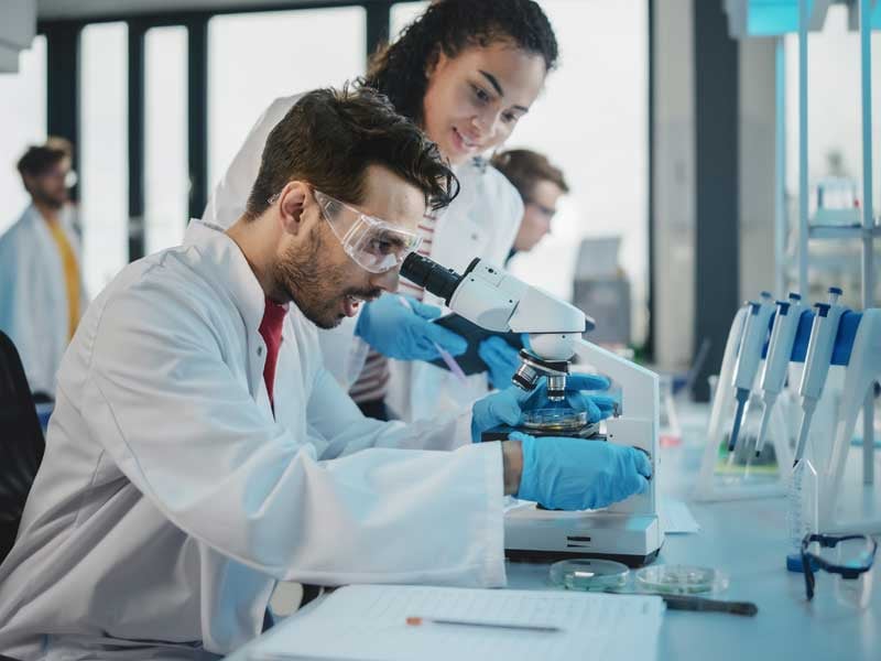 Carrera de medicina: conoce todo lo que implica estudiarla